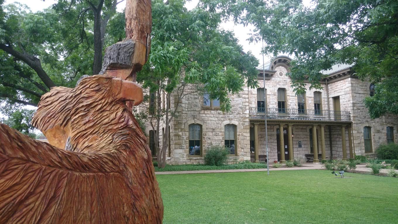 Pioneer Memorial Library - Romantic Spots Fredericksburg